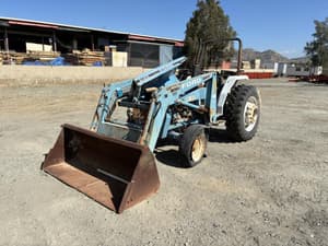 1990 Ford 2120 Lot No. 494 Tractors For Sale with 2,527 Hrs | Tractor Zoom