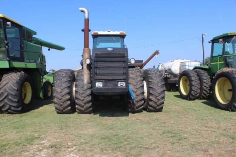 1990 Ford 946 Tractors 300 to 424 HP for Sale | Tractor Zoom