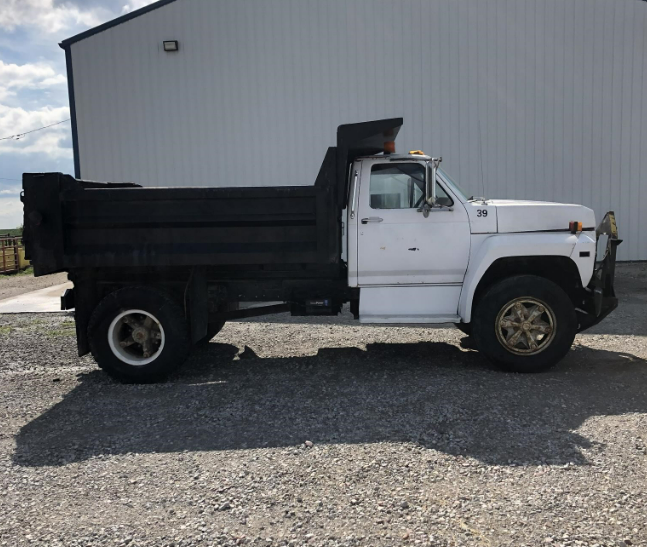 SOLD - 1990 Ford F-700 Other Equipment with 58,612 mi | Tractor Zoom