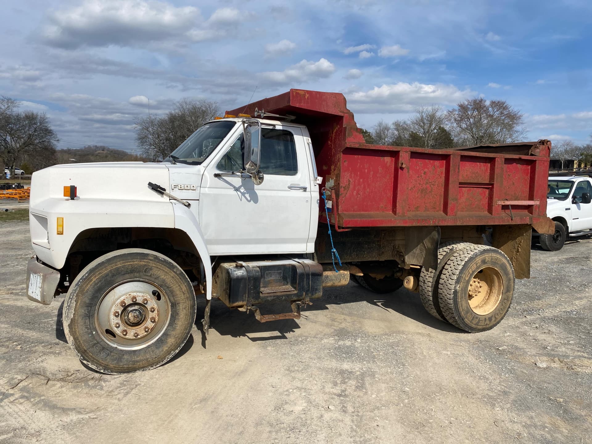 1990 Ford F-800 Other Equipment Trucks for Sale | Tractor Zoom