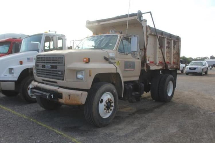 SOLD - 1990 Ford F-800 Other Equipment Trucks | Tractor Zoom