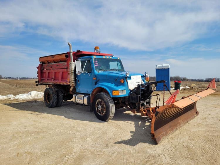 1990 International 4900 Other Equipment Trucks for Sale | Tractor Zoom