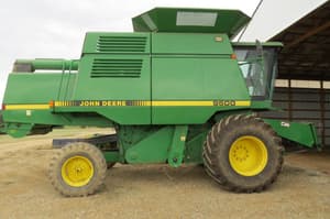 SOLD - 1990 JD 9500 2WD COMBINE Combines with 5,298 Hrs | Tractor Zoom