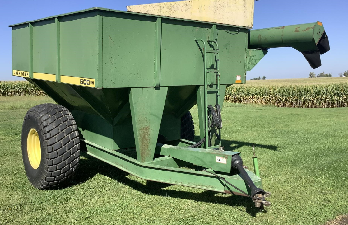 SOLD - 1990 John Deere 500 Harvesting with 500 Bu | Tractor Zoom