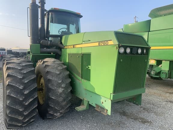 SOLD - 1990 John Deere 8760 Tractors 300 to 424 HP | Tractor Zoom