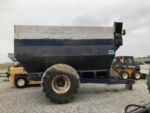 SOLD - 1990 Kinze 400 Stock No. 318012 Harvesting | Tractor Zoom