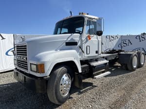 SOLD - 1990 Mack CH613 Lot No. 40515 Other Equipment with 66,324 mi ...