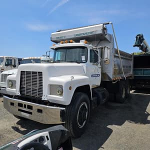 SOLD - 1990 Mack RD690S Lot No. 424 Other Equipment with 167,718 mi ...