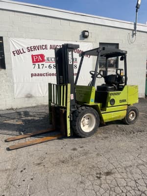 SOLD - 1992 Clark GPX30 Lot No. 319 Construction with 4,418 Hrs ...