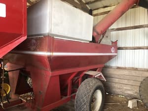 SOLD - 1992 EZ-Flow 475 Stock No. 161095 Harvesting | Tractor Zoom