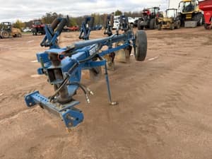 SOLD - 1992 Ford 151 Stock No. H37383 Tillage with 4 Bottoms | Tractor Zoom