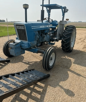 SOLD - 1992 Ford 5900 Tractors with 4,715 Hrs | Tractor Zoom