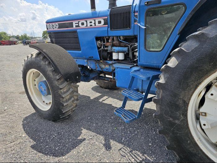1992 Ford 8830 Tractors 175 to 299 HP for Sale | Tractor Zoom