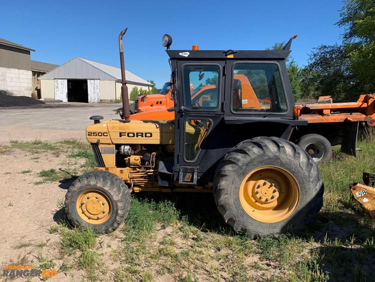 1992 Ford 250C Tractors 40 to 99 HP for Sale | Tractor Zoom