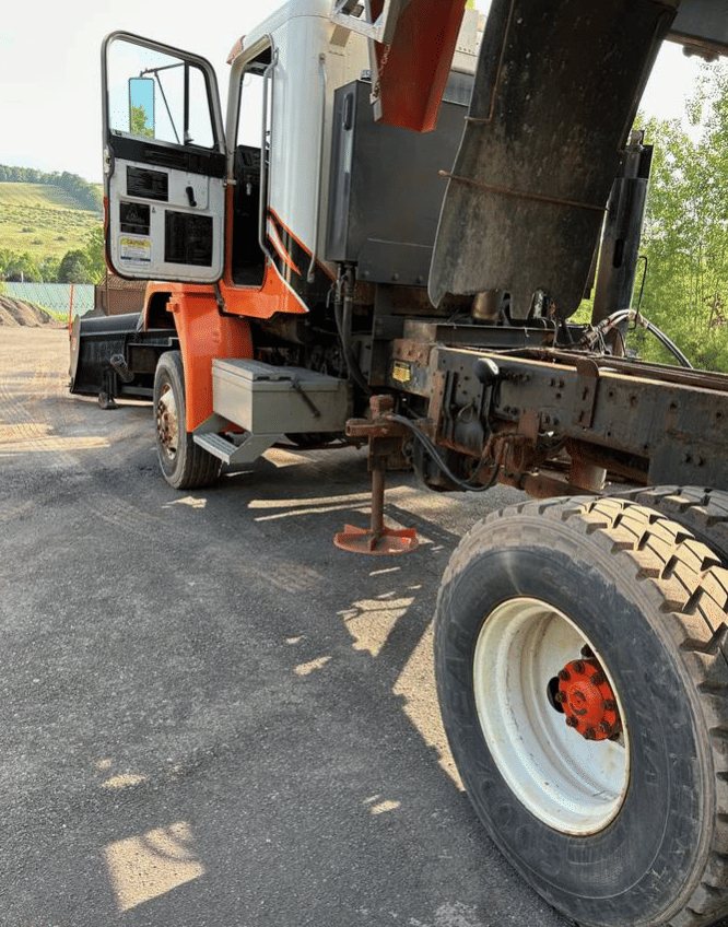 1992 Freightliner M916A1 Other Equipment Trucks for Sale | Tractor Zoom