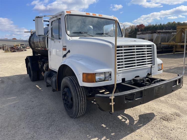 1992 International 4700 Other Equipment Trucks for Sale | Tractor Zoom
