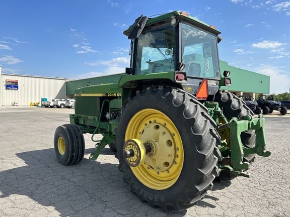 1992 John Deere 4760 Tractors 175 to 299 HP for Sale | Tractor Zoom
