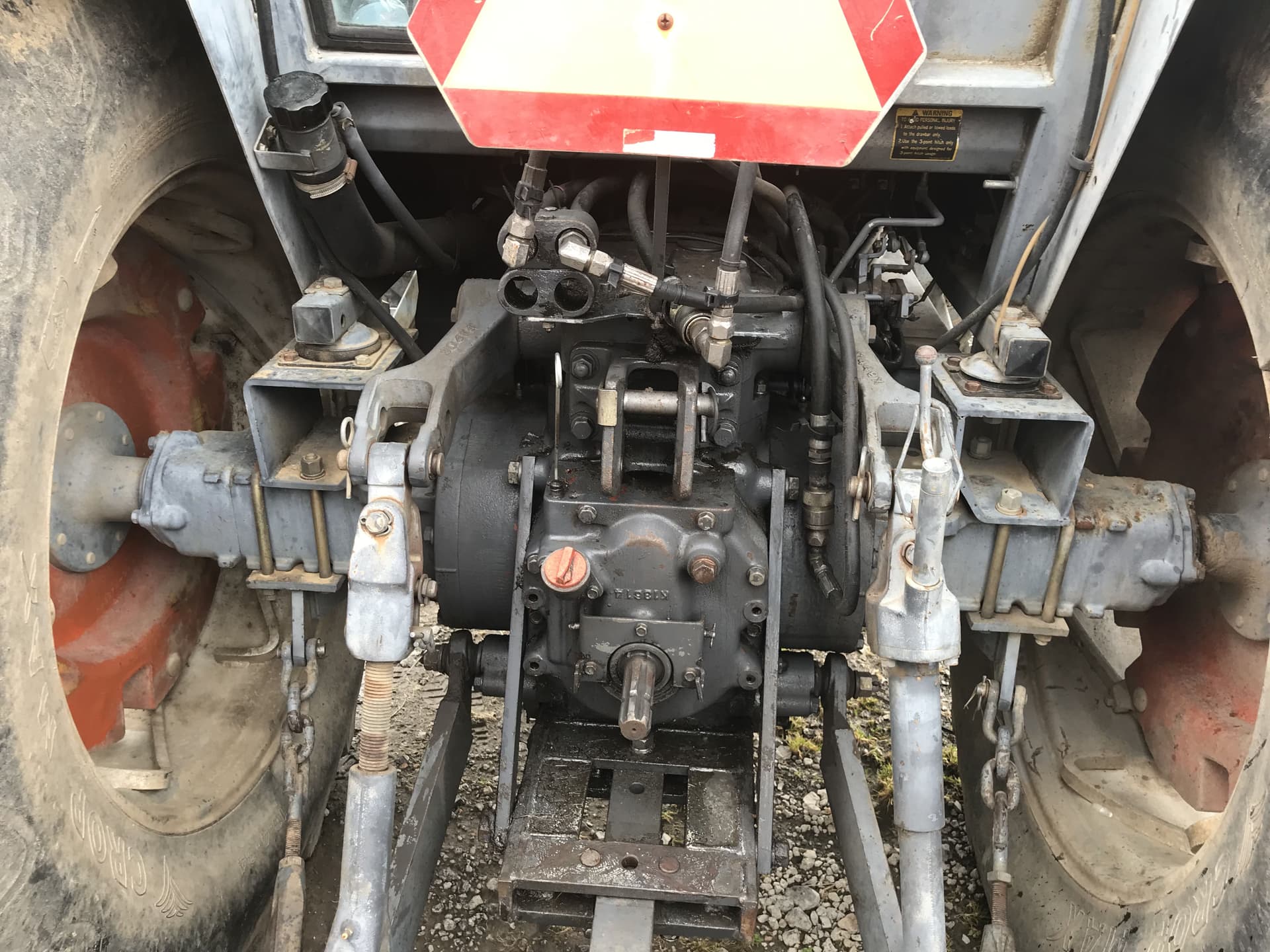 Tractor Zoom - 1992 Kubota M9580