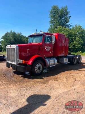 SOLD - 1992 Peterbilt 378 Lot No. 7a Other Equipment with 1,125,849 mi ...