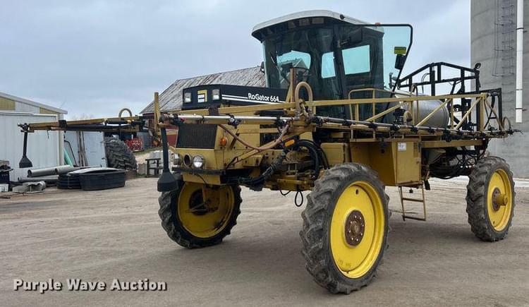 SOLD - 1993 Ag-Chem RoGator 664 Chemical Applicators Sprayers - Self ...