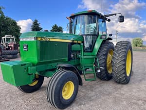 1993 John Deere 4760 Tractors For Sale with 6,350 Hrs | Tractor Zoom