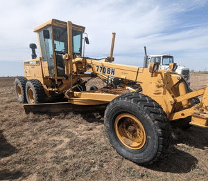 SOLD - 1993 John Deere 770BH Construction with --- Hrs | Tractor Zoom