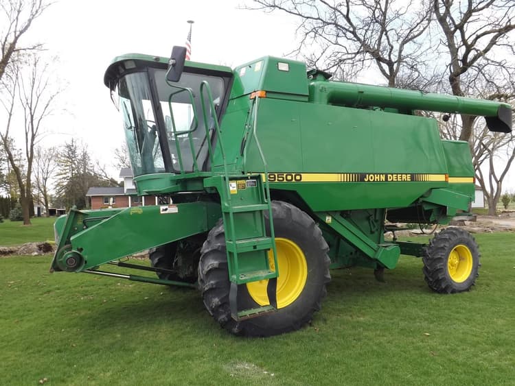 1993 John Deere 9500 Combines Class 5 for Sale | Tractor Zoom