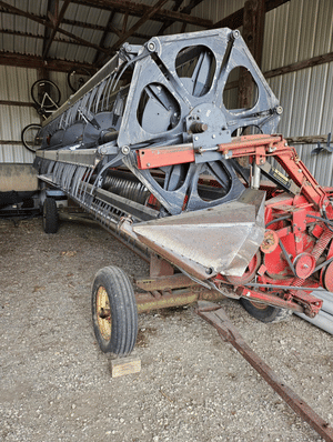 SOLD - 1994 Case IH 1020 Harvesting with 17 ft | Tractor Zoom