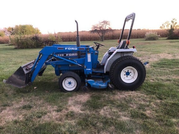 SOLD - 1994 Ford 1320 Stock No. 1286147 Tractors with 1,392 Hrs ...