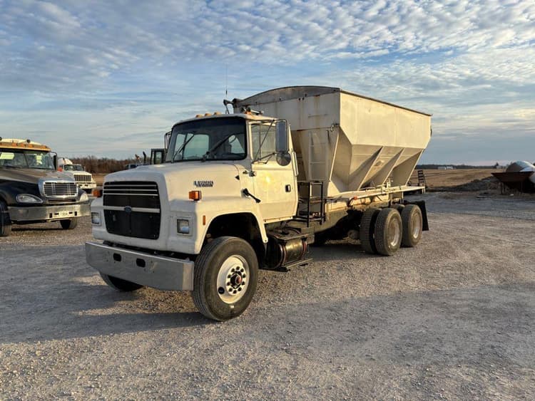 SOLD - 1987 Ford L8000 Other Equipment Trucks | Tractor Zoom