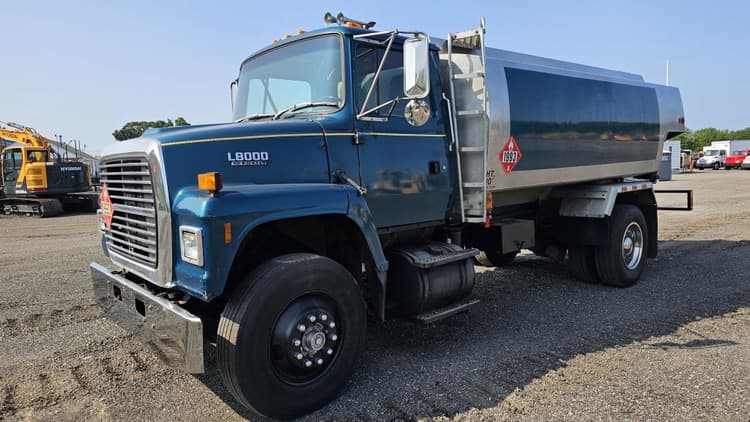 1994 Ford L8000 Other Equipment Trucks for Sale | Tractor Zoom