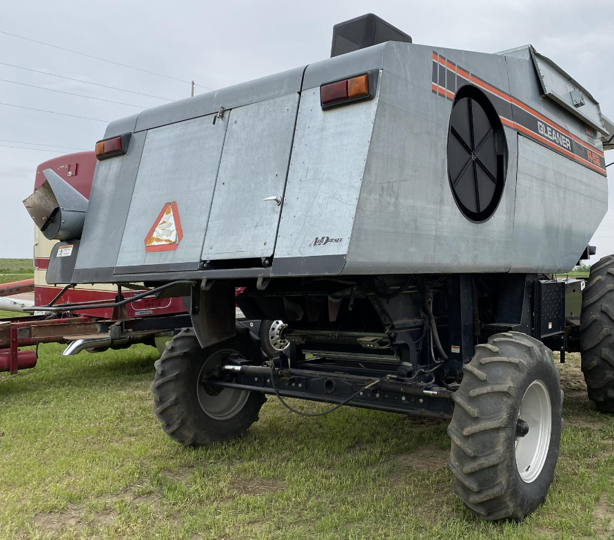 1994 Gleaner R52 Combines Class 5 for Sale | Tractor Zoom