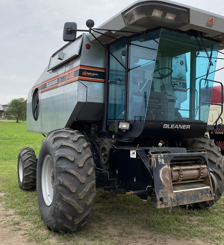 1994 Gleaner R52 Combines Class 5 for Sale | Tractor Zoom