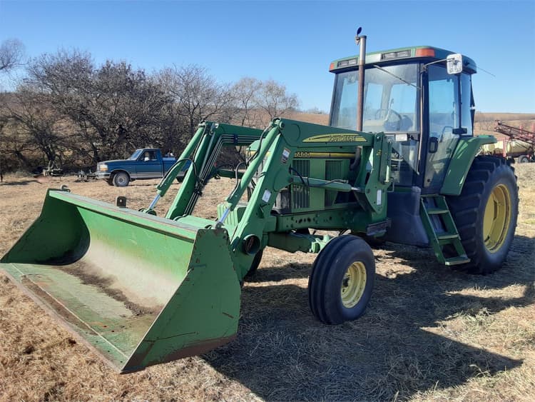 SOLD - 1994 John Deere 7400 Tractors 100 to 174 HP | Tractor Zoom