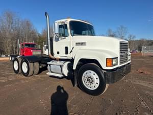 1994 Mack CH613 Lot No. 853 Other Equipment For Sale with 522,748 mi ...