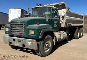 1994 Mack RD688S Lot No. DW2326 Other Equipment For Sale with 168,045 mi | Tractor Zoom