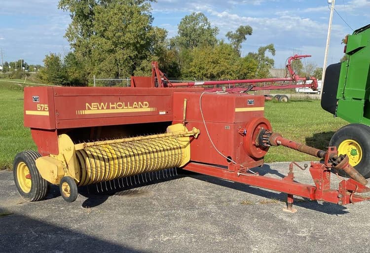 1994 New Holland 575 Hay and Forage Balers - Square for Sale | Tractor Zoom
