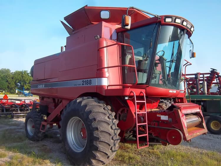 1995 Case IH 2188 Combines Class 5 for Sale | Tractor Zoom