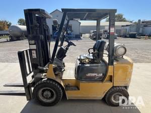 SOLD - 1995 Caterpillar GP25K Lot No. 258 Construction with 8,970 Hrs ...