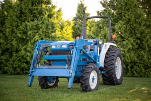 SOLD - 1995 Ford 1920 Tractors with 817 Hrs | Tractor Zoom