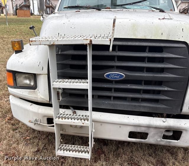 1995 Ford F-700 Lot No. EA7789 Other Equipment For Sale with 109,875 mi ...