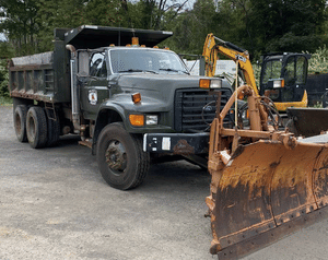 SOLD - 1995 Ford FT900 Other Equipment with 28,463 mi | Tractor Zoom