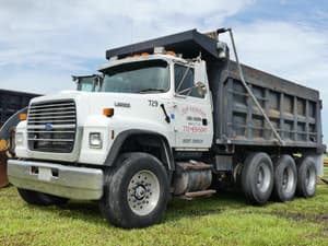 SOLD - 1995 FORD L9000 Other Equipment with 584,845 mi | Tractor Zoom