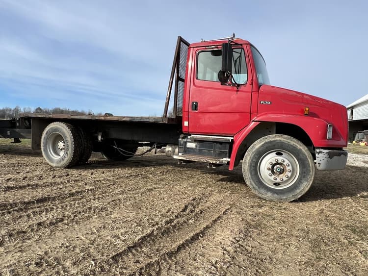 SOLD - 1995 Freightliner FL70 Other Equipment Trucks | Tractor Zoom