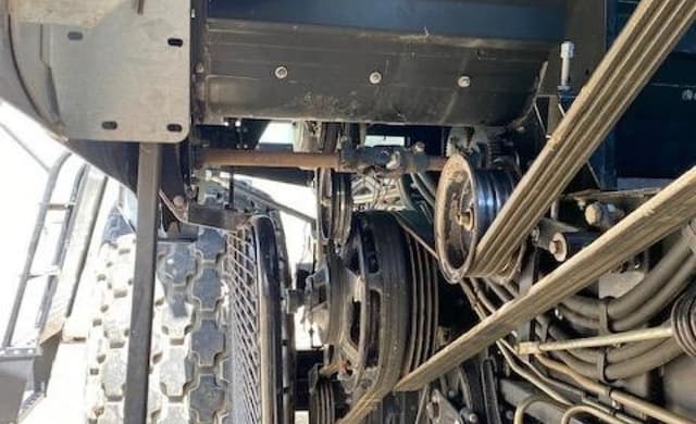 1995 Gleaner R62 Combines For Sale with 2,167 Hrs | Tractor Zoom