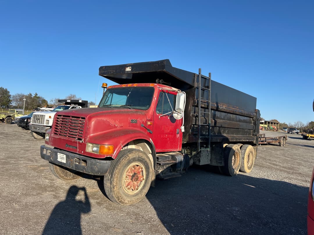 1995 International 4900 Lot No. 415 Other Equipment For Sale with ...