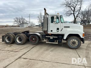 1995 Mack CH600 Lot No. 428 Other Equipment For Sale with 190,659 mi | Tractor Zoom