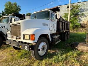 SOLD - 1995 Mack CH613 Lot No. 9381 Other Equipment with 693,640 mi | Tractor Zoom