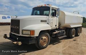 SOLD - 1995 Mack CH613 Lot No. OG9424 Other Equipment with 116,950 mi | Tractor Zoom