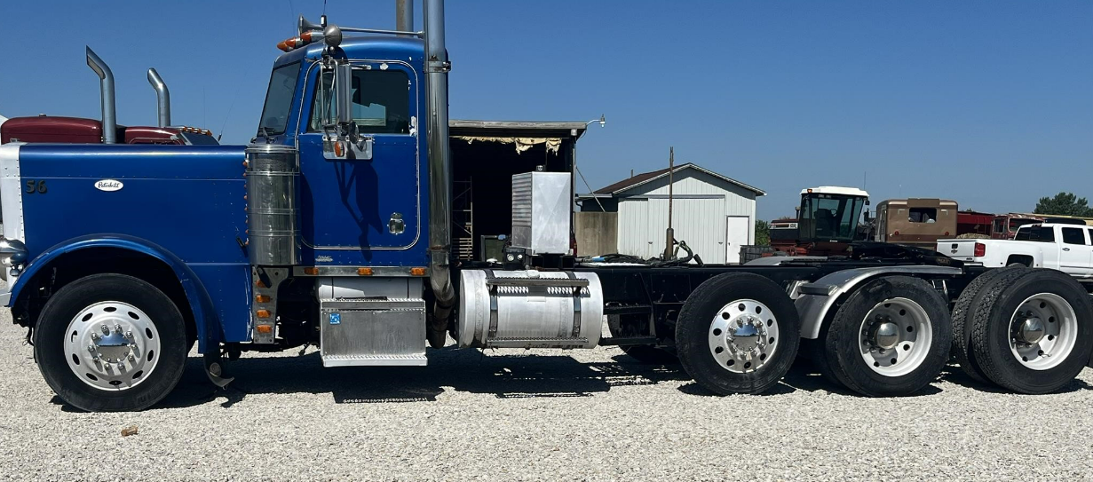 SOLD - 1995 Peterbilt 379 Lot No. 38e27bf8-1426-11ed-9544-0246304ce823 ...